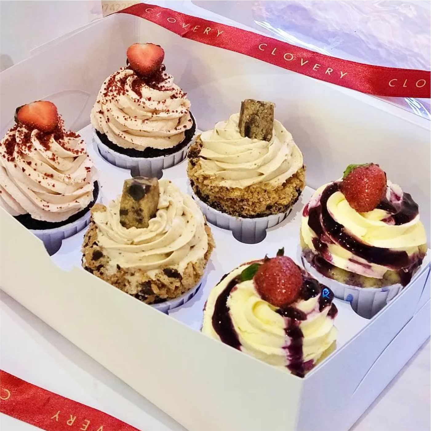 Cupcakes Hampers – Clovery Cakes